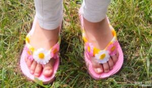 DIY Rapunzel Flip Flops ⋆ Sugar, Spice and Glitter