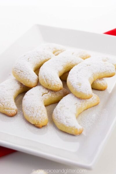 Italian Crescent Cookies ⋆ Sugar, Spice and Glitter