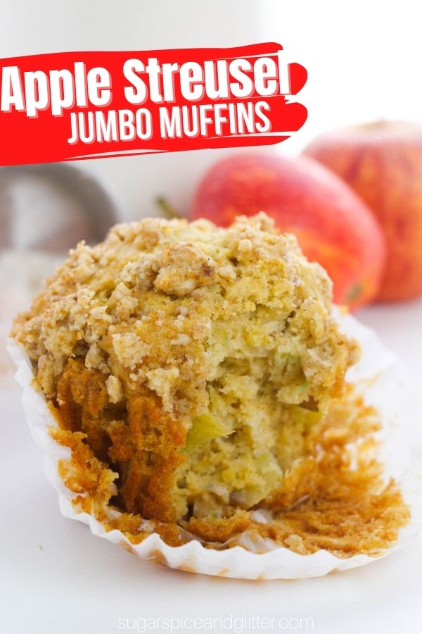 Jumbo Apple Cinnamon Streusel Muffins ⋆ Sugar, Spice and Glitter