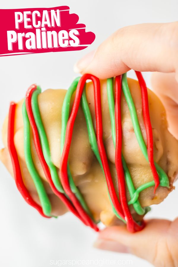 Christmas Pecan Pralines ⋆ Sugar, Spice and Glitter